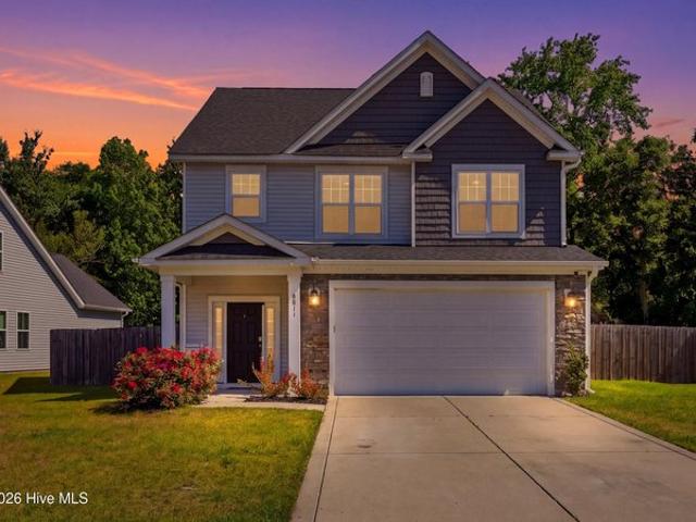 8611 Lanvale Forest Dr, Leland, NC 28451