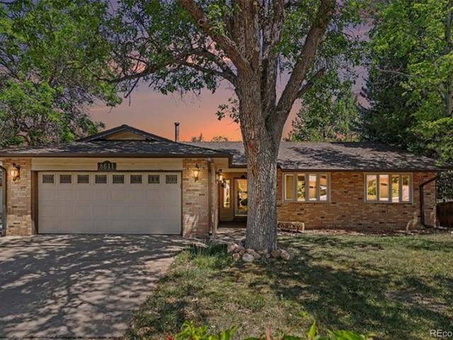 8611 W 71st Cir, Arvada, CO 80004