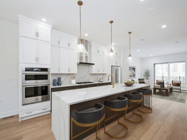 8612 Erdem Pl, Chevy Chase, MD 20815