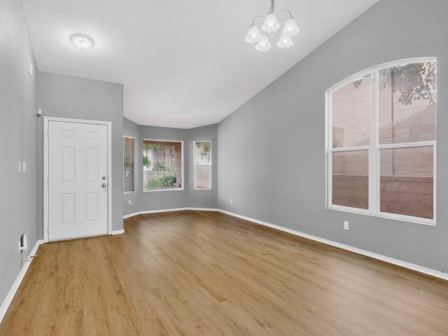 8612 Quail Creek Court NE