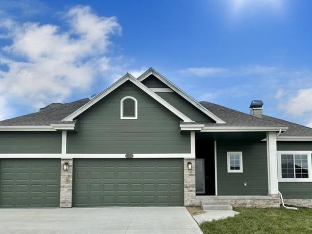 8612 S 178th St, Omaha, NE 68136