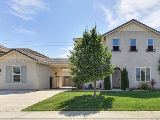 8612 Vizela Way, Elk Grove, CA 95757
