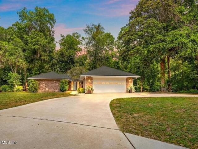 8613 Osprey Ln, Jacksonville, FL 32217