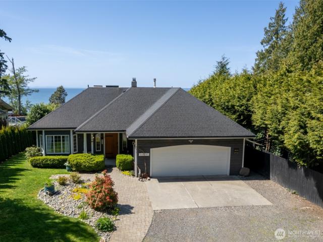 8613 Semiahmoo Drive