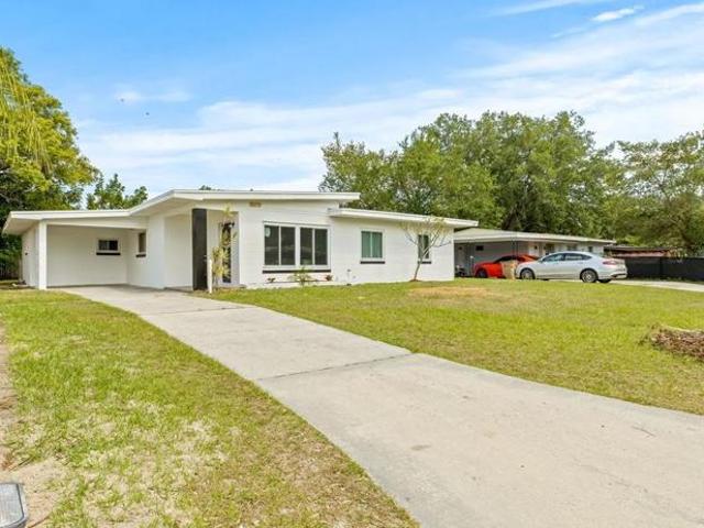 8613 Shirley Dr, Temple Terrace, FL 33617