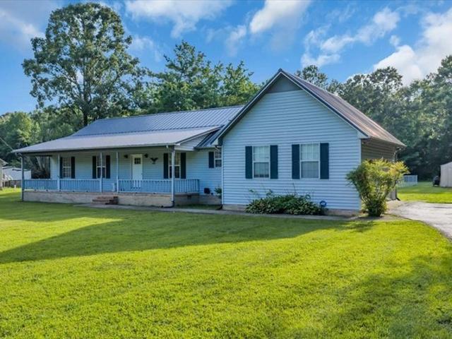 861 Circle Dr, Manchester, TN 37355