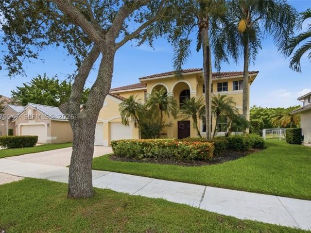 861 Crestview Cir, Weston, FL 33327