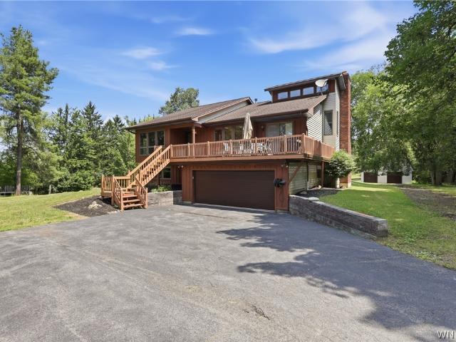 861 Bowen Road