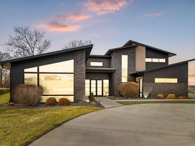 861 Bantry Court