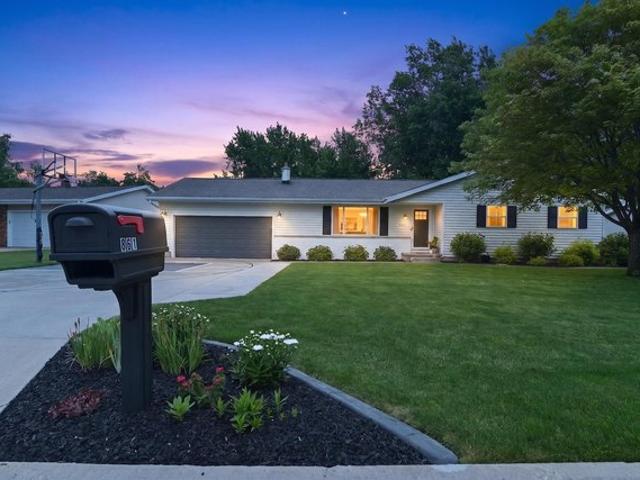 861 Blaser Ct, Sun Prairie, WI 53590