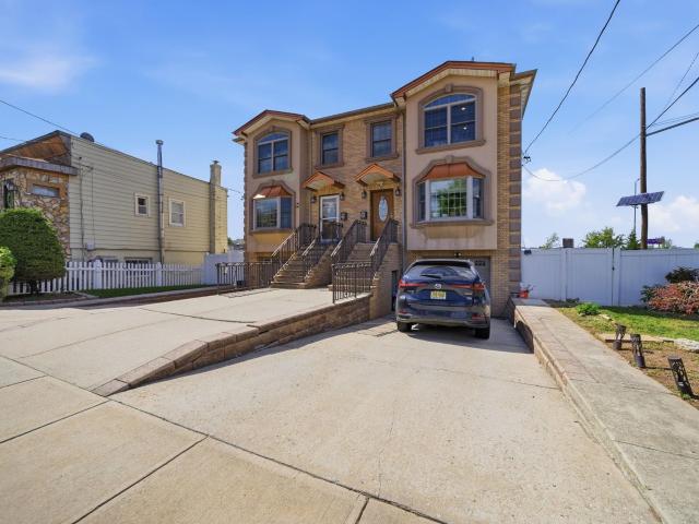 861 Hudson Ave, Unit B, Secaucus, NJ 07094 | MLS #260008
