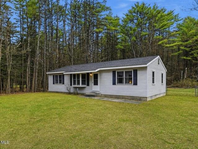 861 Lake Ave, Lake Luzerne, NY 12846