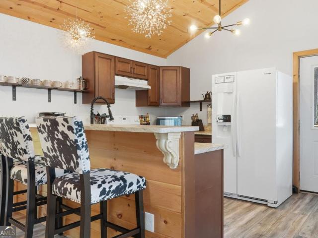 861 Little Rock Creek