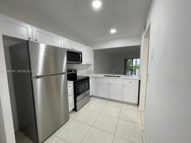 861 NE 209th Ter, Unit 20424, Miami, FL 33179 | MLS #A11996 | Compass