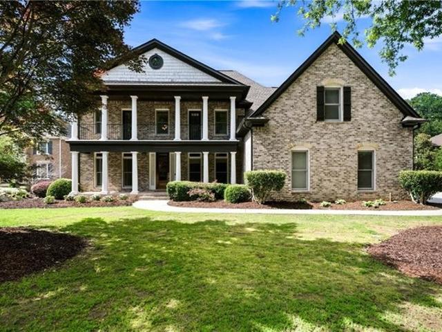 861 Woodleaf Park Dr, Mableton, GA 30126