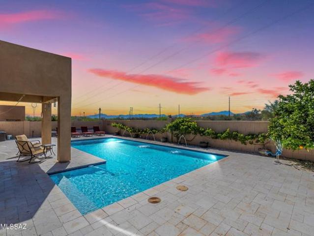 861 West Calle Barbitas, Sahuarita, AZ 85629