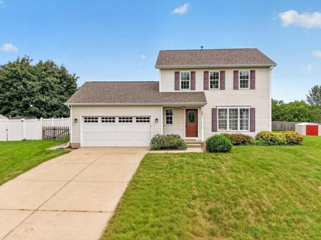 861 Vista Ridge Dr, Mount Horeb, WI 53572