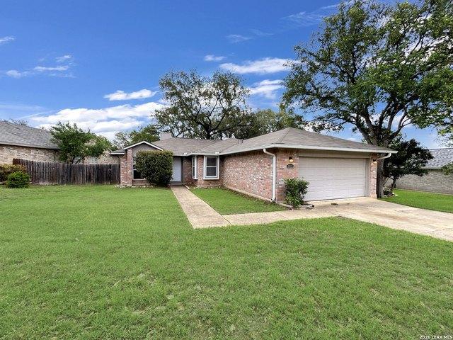 8624 Wood Falls Dr, San Antonio, TX 78251