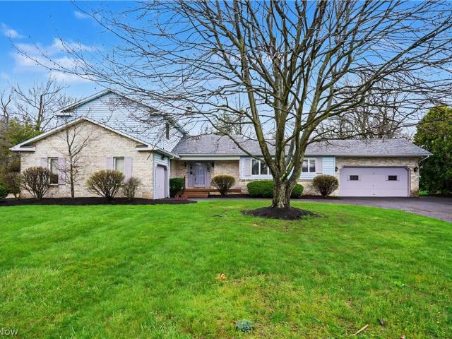 8625 Four Seasons Trail