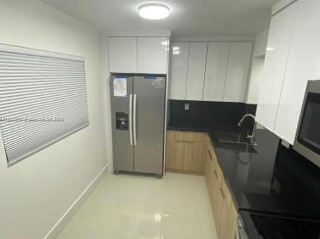 8625 8th St NW #103 2, Miami, FL 33126