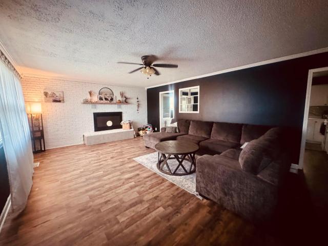 8627 N State Route 376 NW