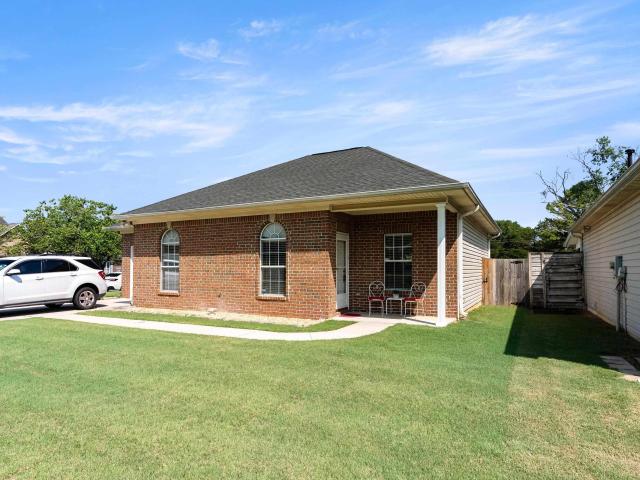 8627 Cedar Springs Circle
