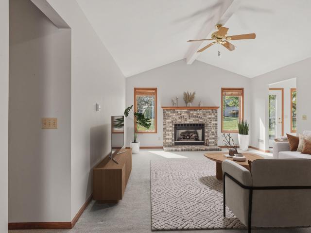 8628 Hunters Knoll Run
