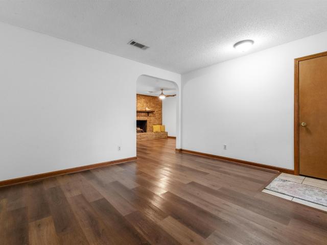 8628 Woodridge Drive