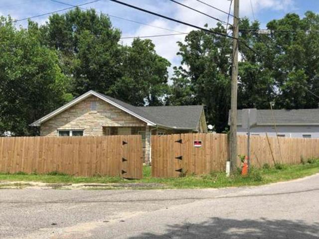8620 Orange Ave, Pensacola, FL 32534