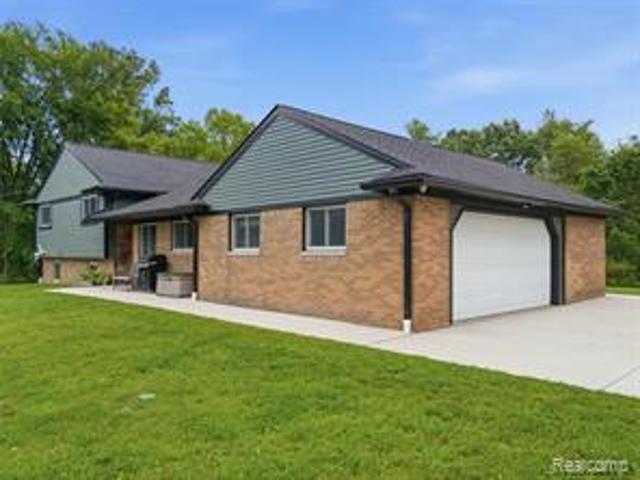8620 Joey Drive