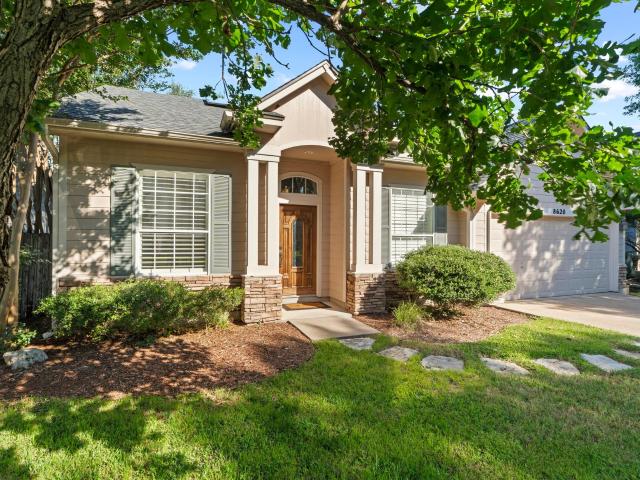 8620 Little Laura Dr