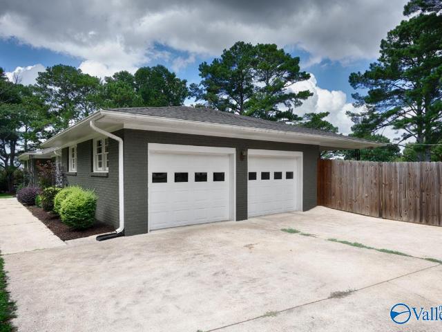 8620 Valley View Drive
