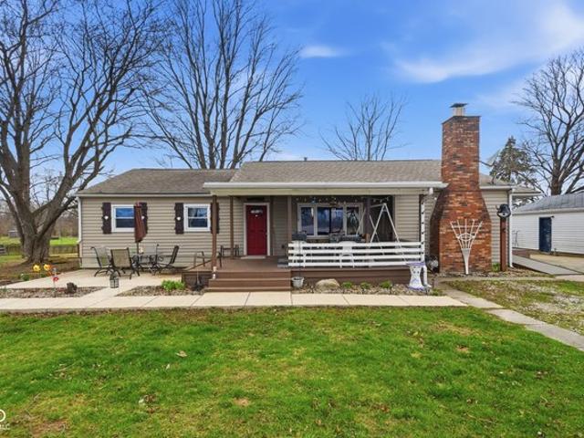 8621 S County Road 800 W, Daleville, IN 47334