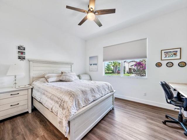 8622 Dumford Ln, Lake Worth, FL 33467