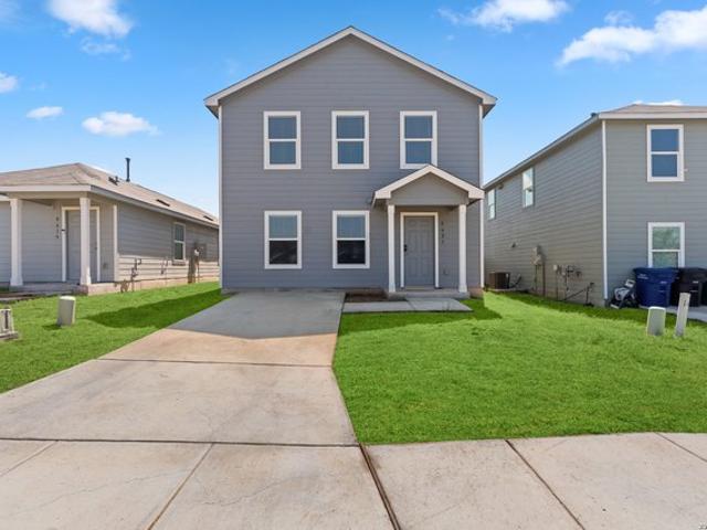 8623 Astral Pl, San Antonio, TX 78252