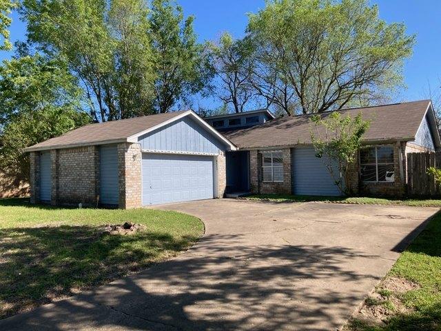 8623 Quail Hills Dr, Houston, TX 77489