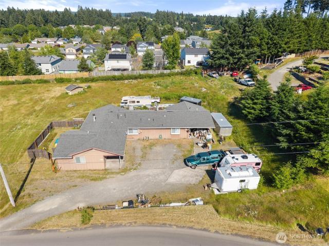 8623 Steilacoom Road SE