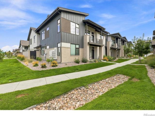 862 Birdwhistle Lane # 6