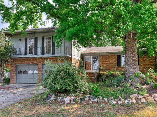862 Brookfield Parkway