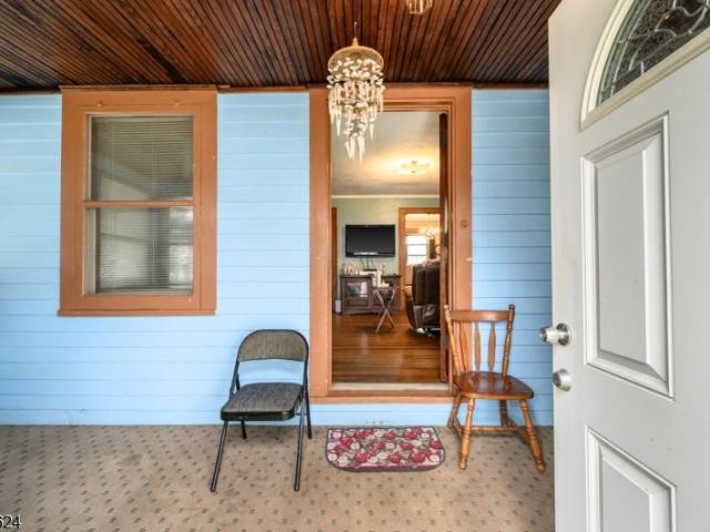 862 Gibbons Ct