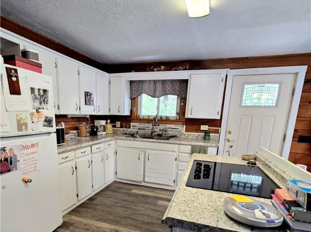 862 Honey Hill Road