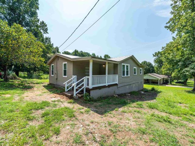 862 Hillview Drive