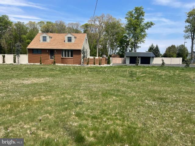 862 Johnson Rd, Sicklerville, NJ 08081 | MLS #NJCD2116 | Compass