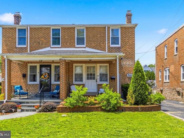 862 Martin Ave, Bryn Mawr, PA 19010