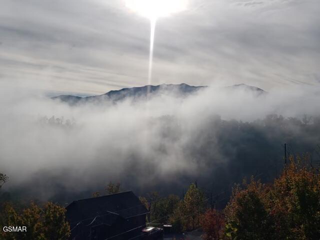 862 Sourwood Dr, Gatlinburg, TN 37738 | MLS #3278