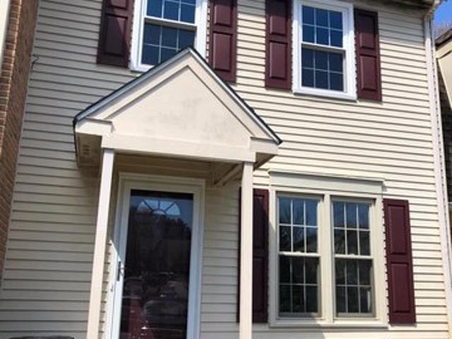 862 Stockbridge Dr, Hockessin, DE 19707