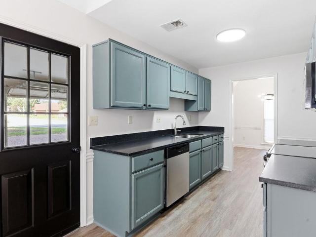 862 radiance dr