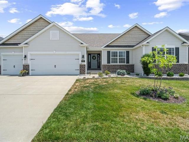 862 Topsfield Dr, Lake Saint Louis, MO 63367