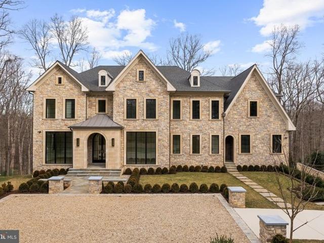 8634 Overlook Rd, McLean, VA 22102