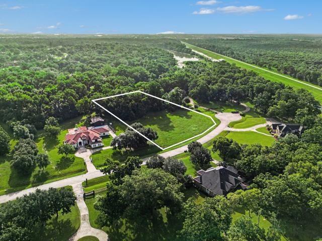 8635 Halls Retreat Court